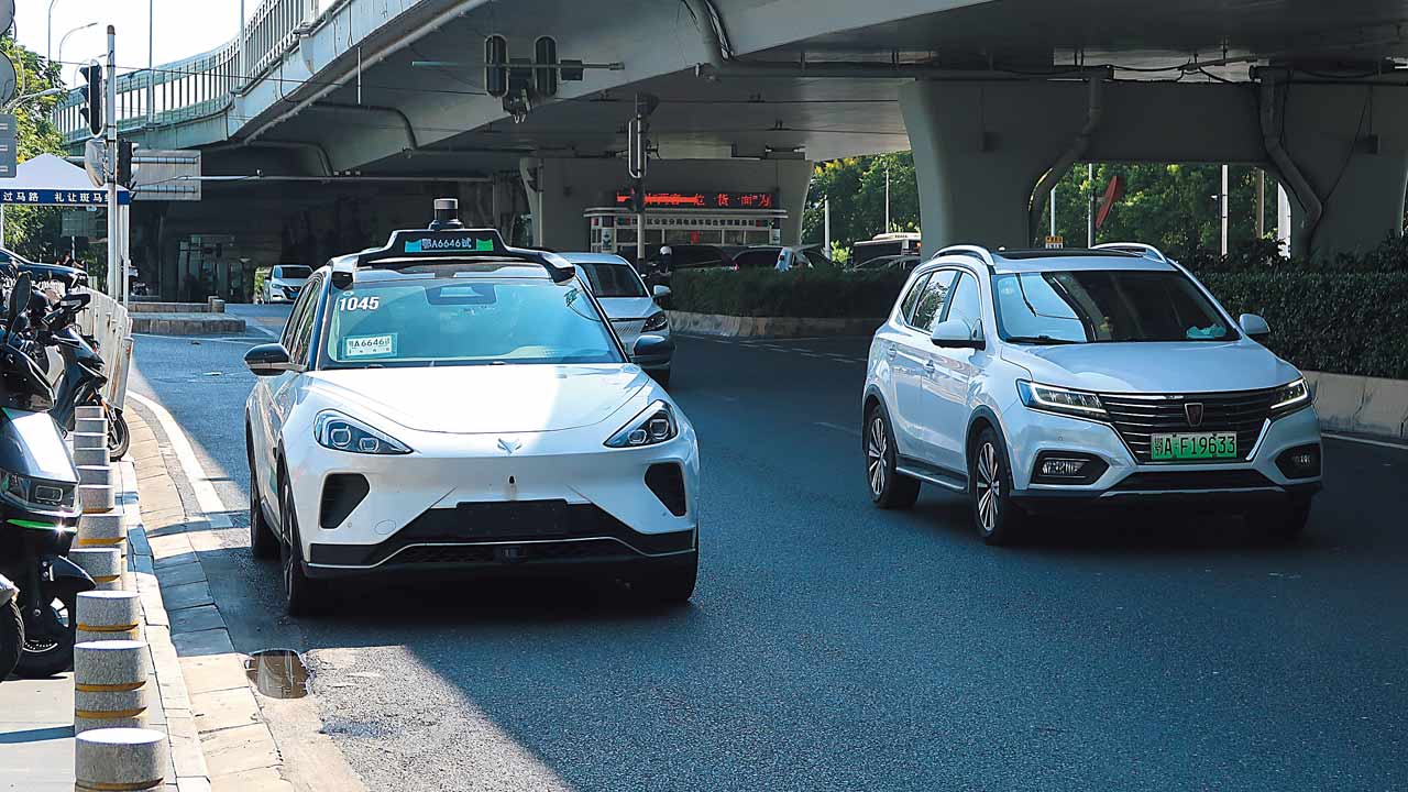 中国百度がSDV開発に奔走 無人タクシー離陸、多彩な車内エンタメ：日経ビジネス電子版