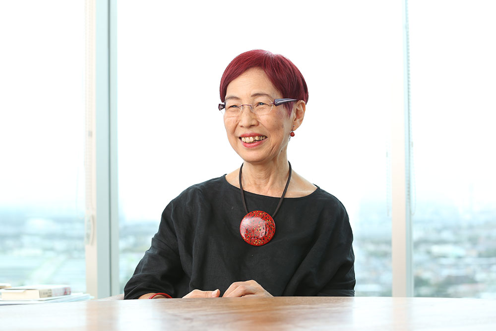 セゾンは実体よりもイメージの方が過剰だった：日経ビジネス電子版